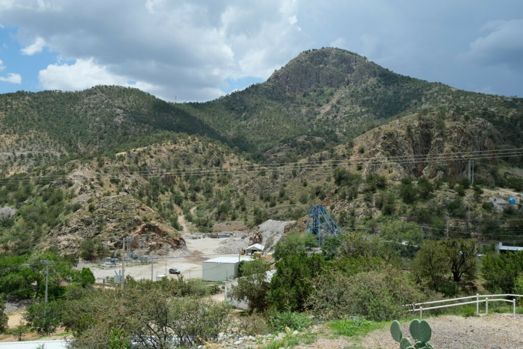 Silverco Mining Confirms New Discovery Model, Drilling 7.5 m Grading ...